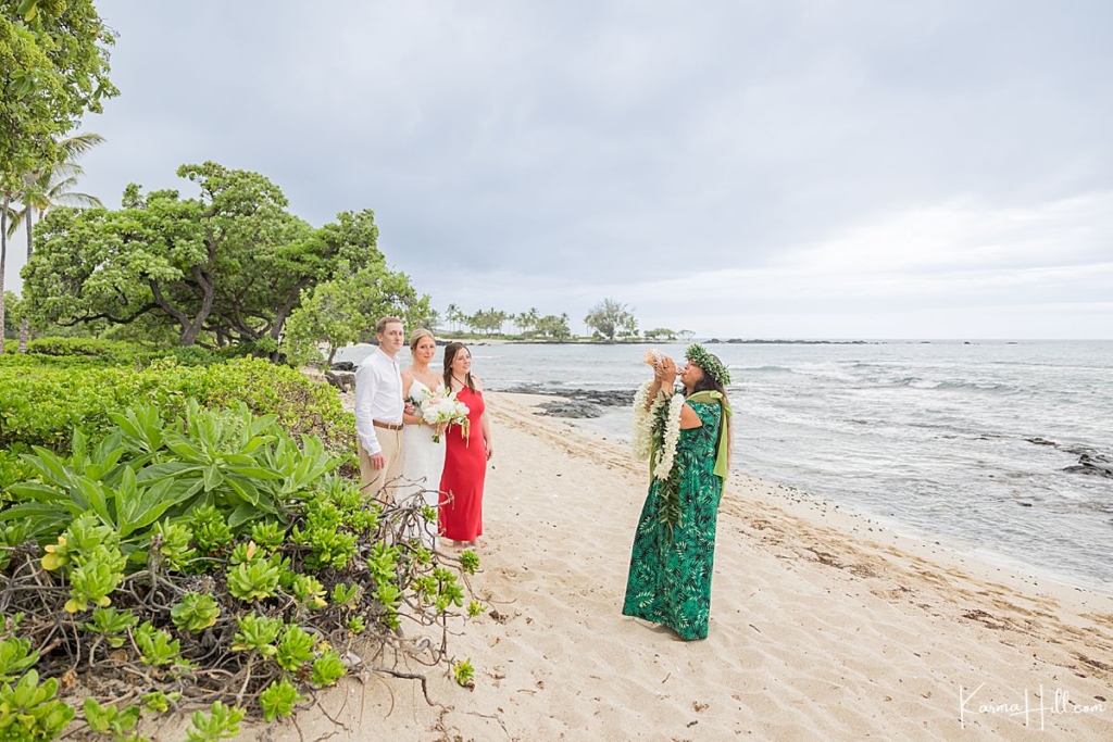 Sharing Our Lives - Beth & Paul's Big Island Beach Wedding